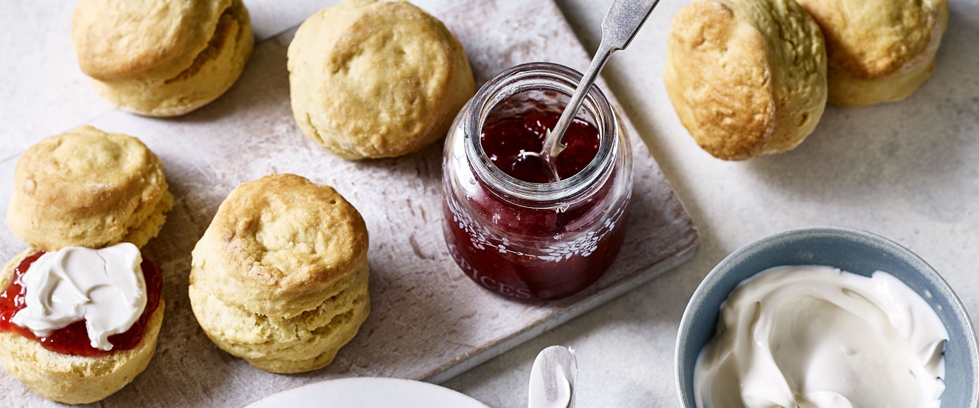 Exploring the Local Flavors of Isle of Wight: A Guide to Farmers' Markets